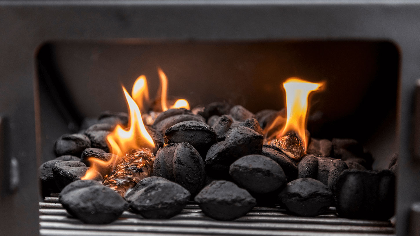 How to build and manage the perfect fire | Oklahoma Joe’s Australia